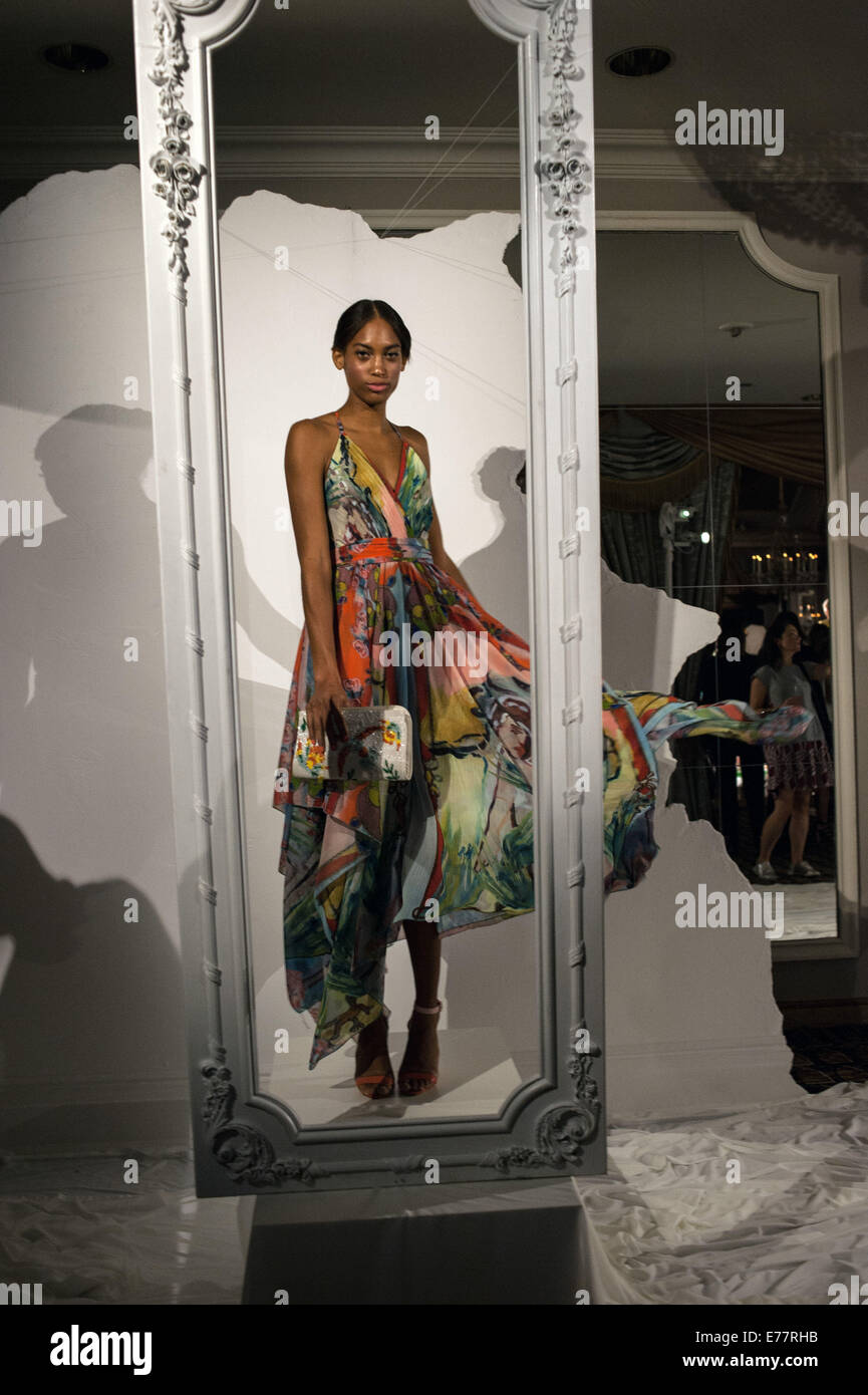New York, New York, USA. 8th Sep, 2014. A model poses at the ALICE AND ...
