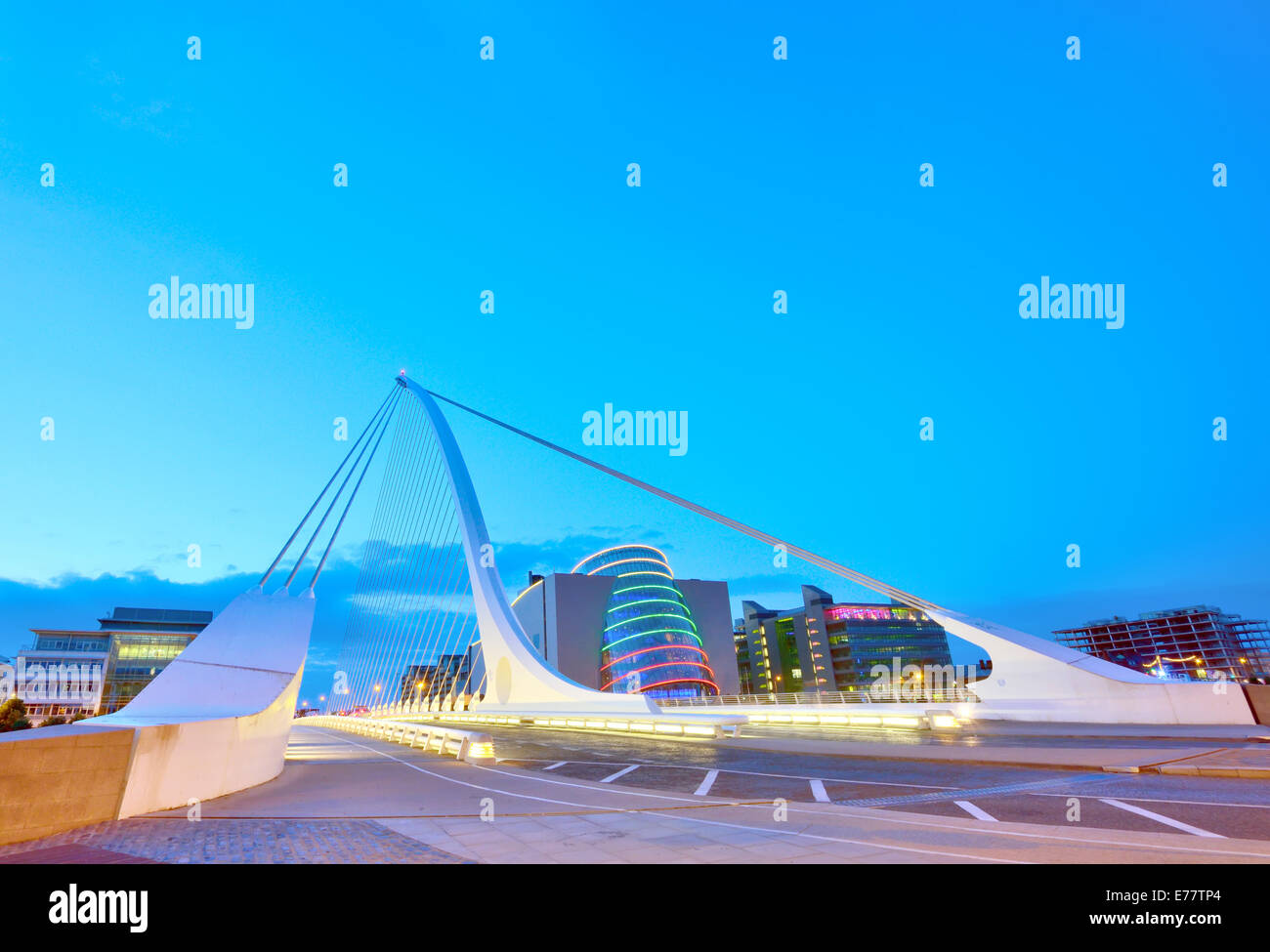 Dublin samuel bridge traffic hi-res stock photography and images - Alamy
