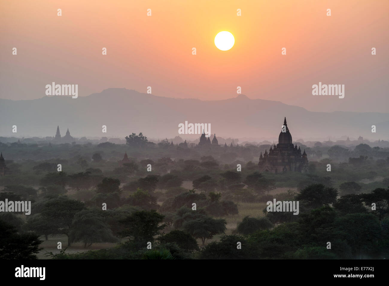 Sunset and temples hi-res stock photography and images - Alamy