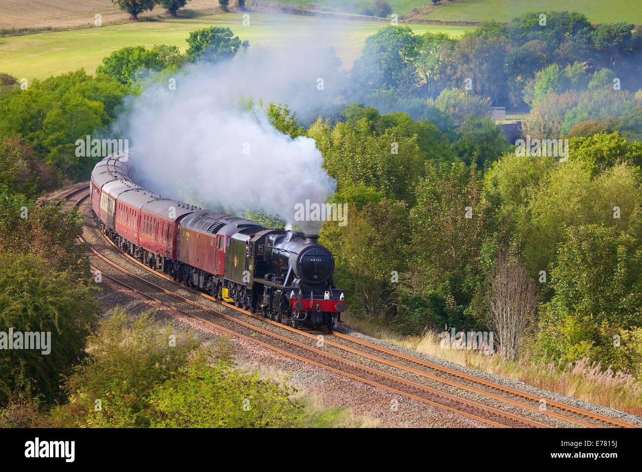 LMS Stanier Class 8F 48151, steam train near Low Baron Wood Farm ...