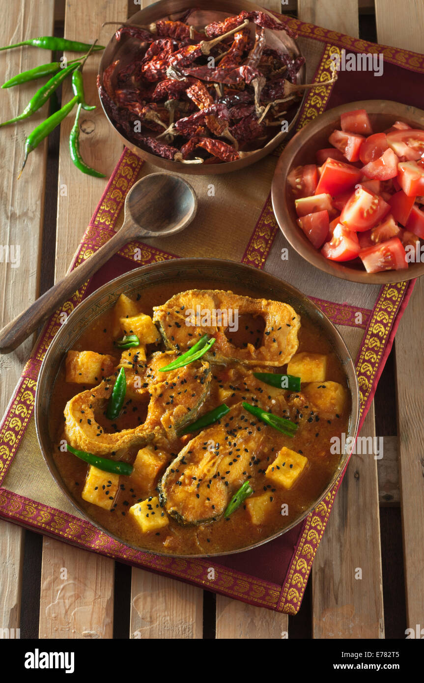 Macher Jhol. Popular fish curry Bengal India Stock Photo - Alamy