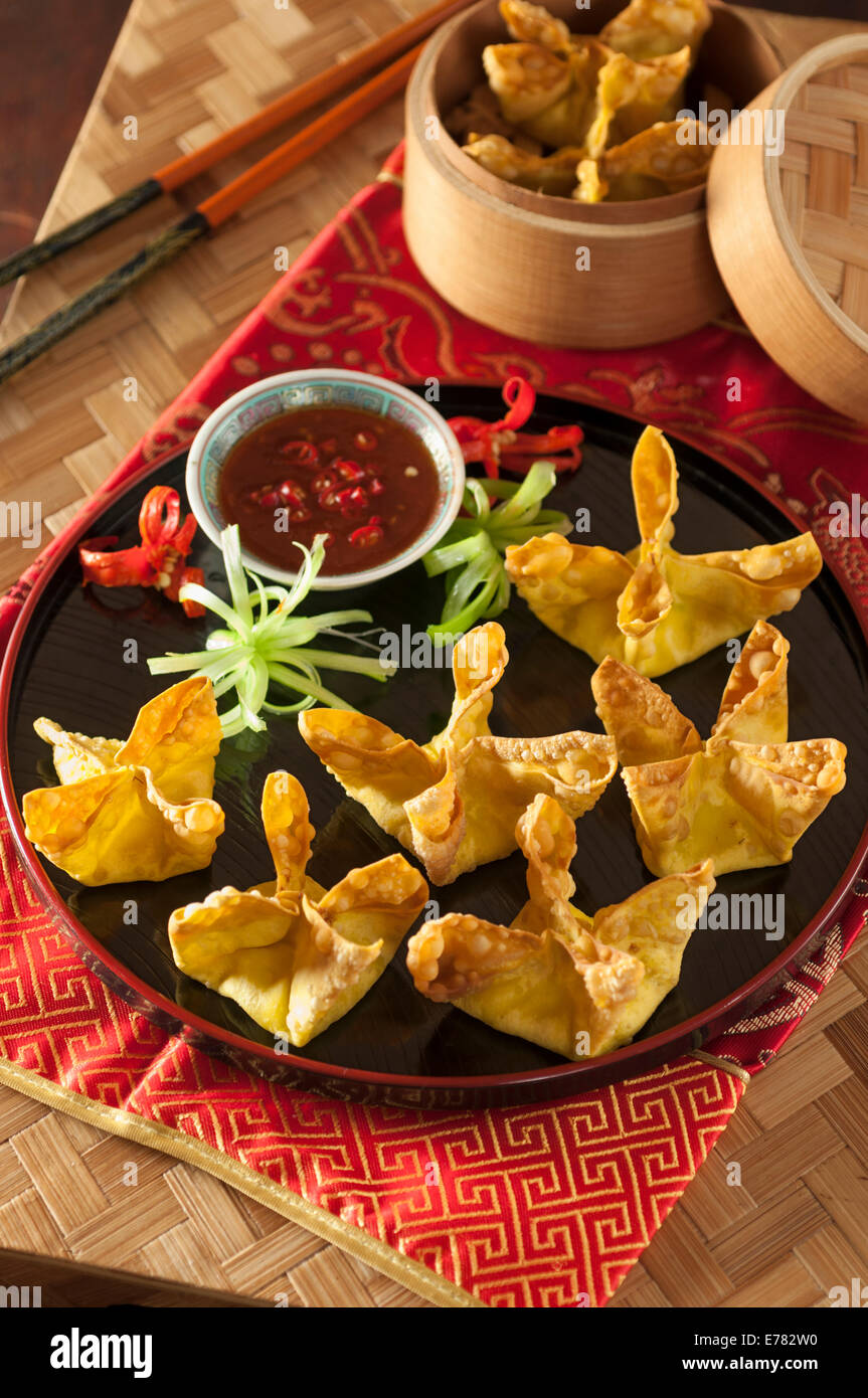 Crab Rangoon. American Chinese deep fried starter Stock Photo - Alamy