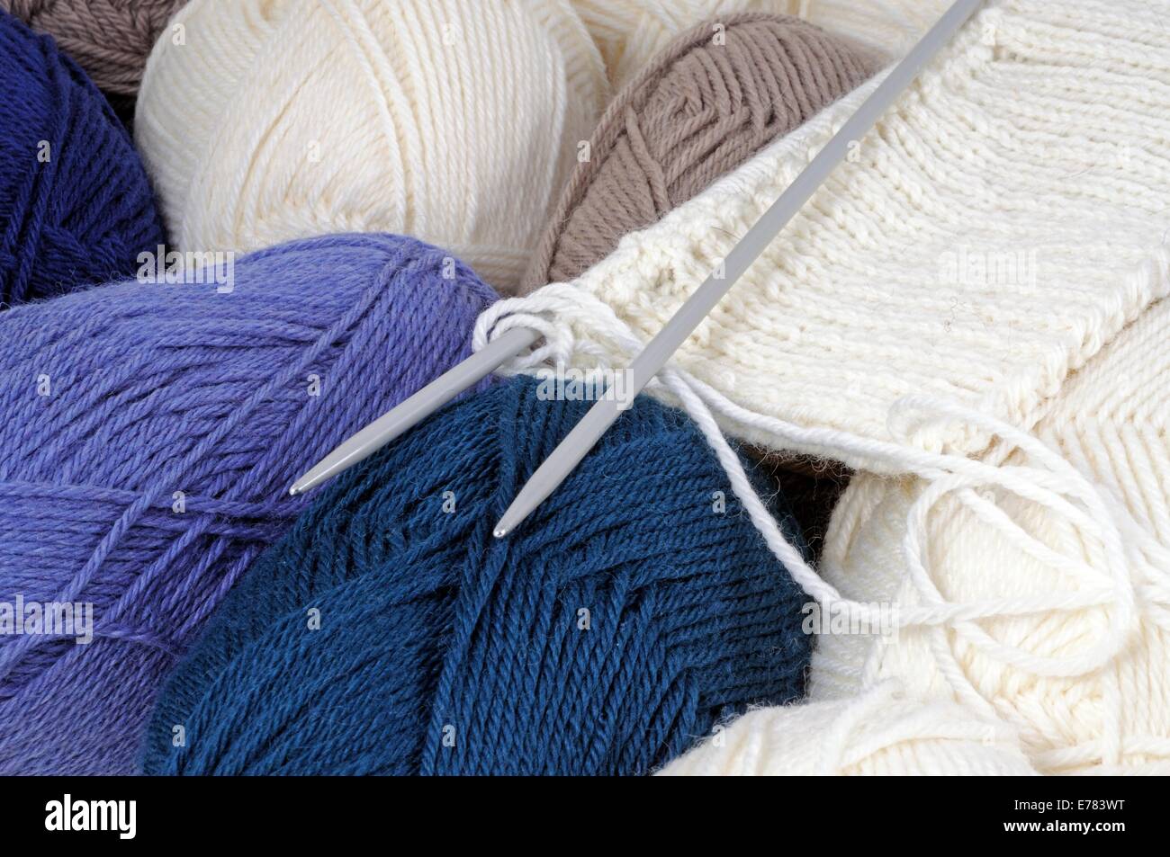 Cream wool hi-res stock photography and images - Alamy