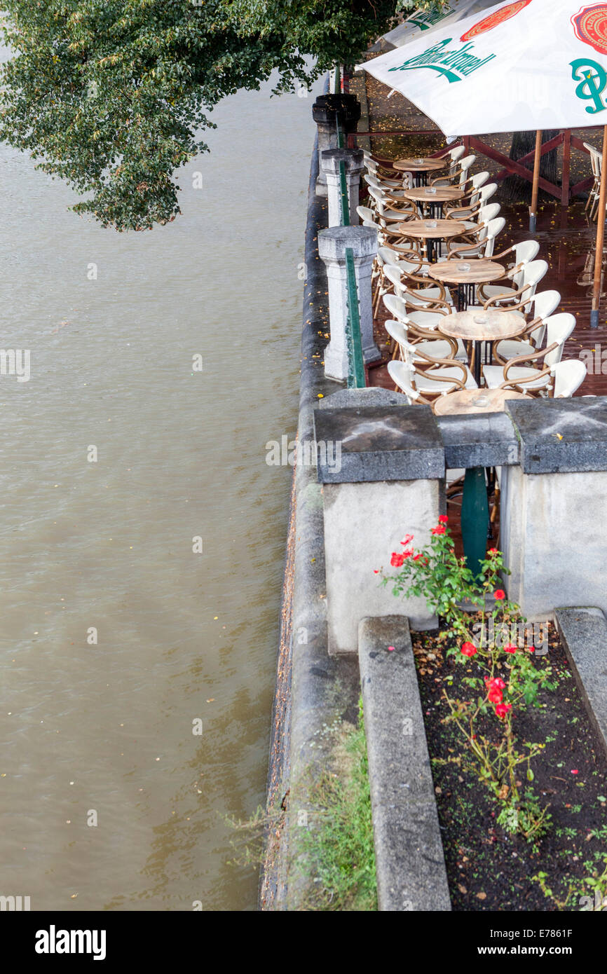 Manes restaurant hi-res stock photography and images - Alamy