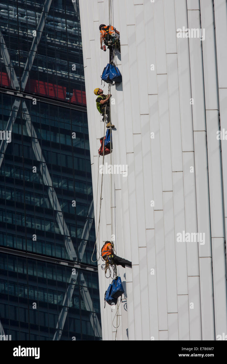 Skilled buildings hi-res stock photography and images - Alamy