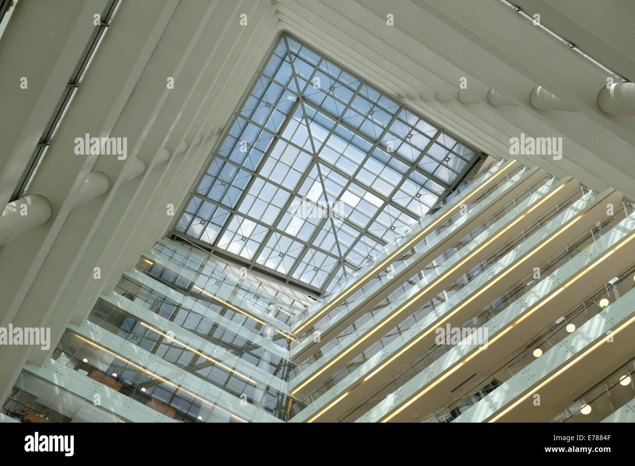 Economy building hi-res stock photography and images - Alamy
