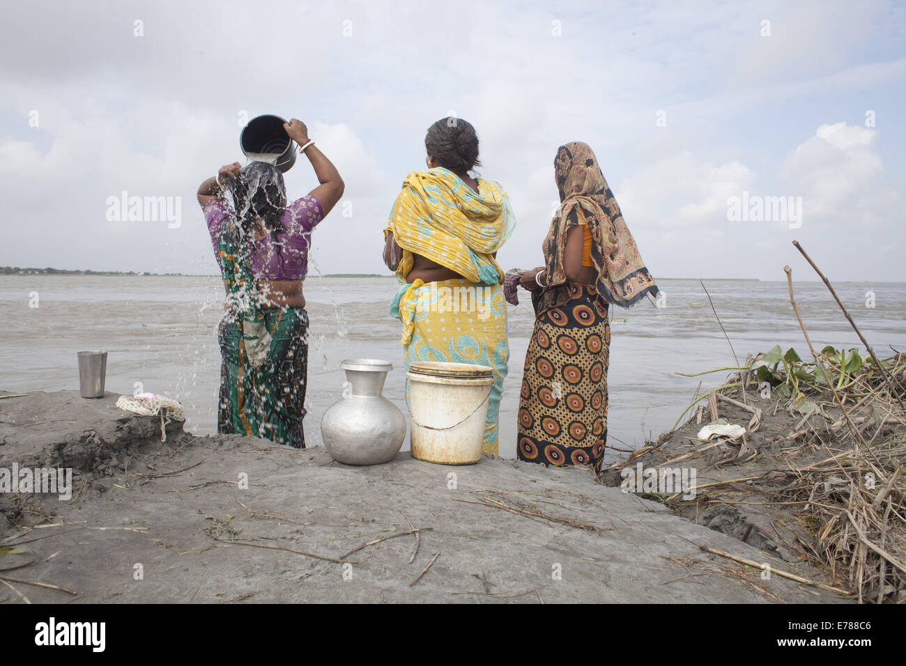 Homeless Bath Stock Photos & Homeless Bath Stock Images - Alamy