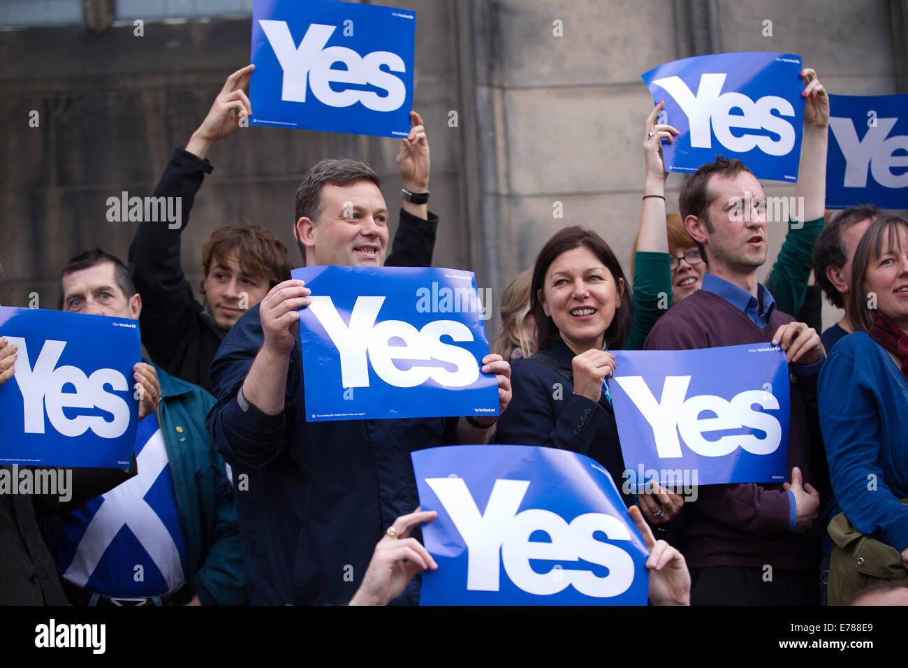 2014 yes hi-res stock photography and images - Alamy