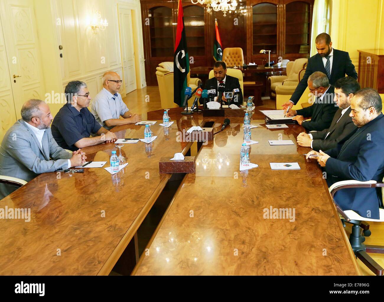 Ex cabinet minister hi-res stock photography and images - Alamy