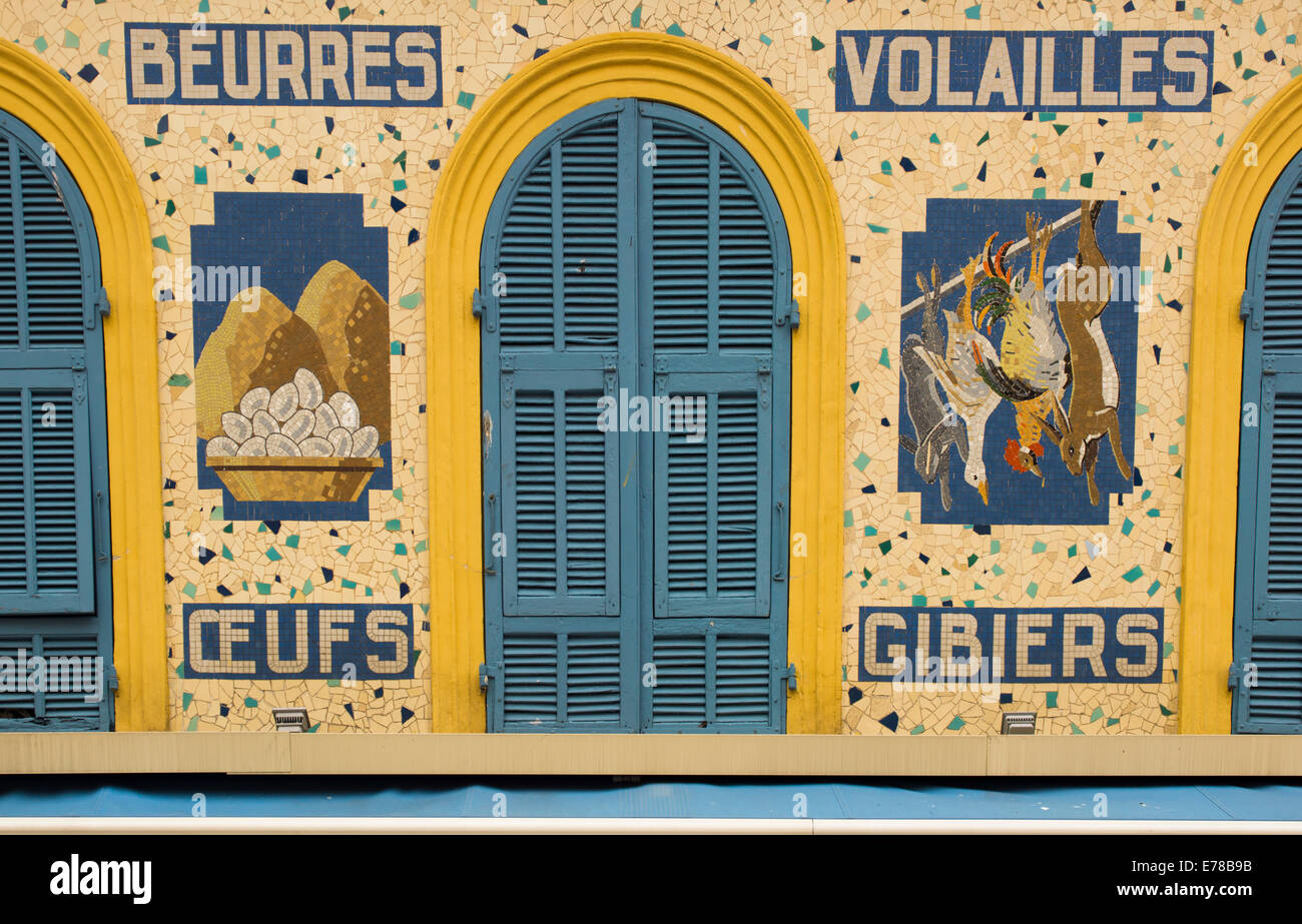 Shop signs in old france hi-res stock photography and images - Alamy