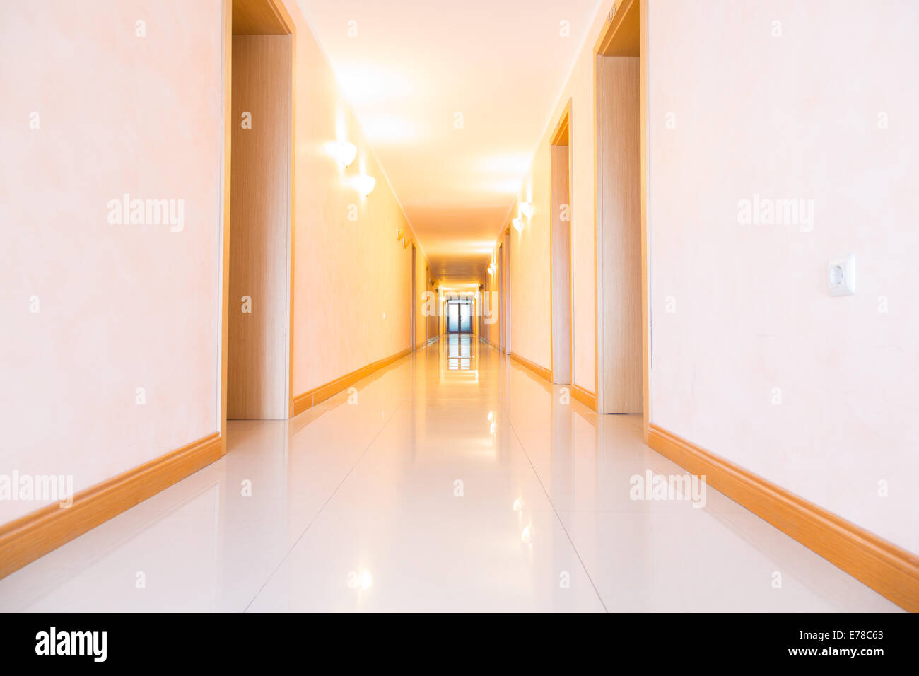 Empty dorm room school hi-res stock photography and images - Alamy