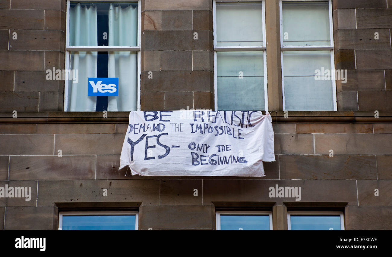 Edinburgh, Scotland, 9th Sept. 2014. Scottish Referendum posters ...