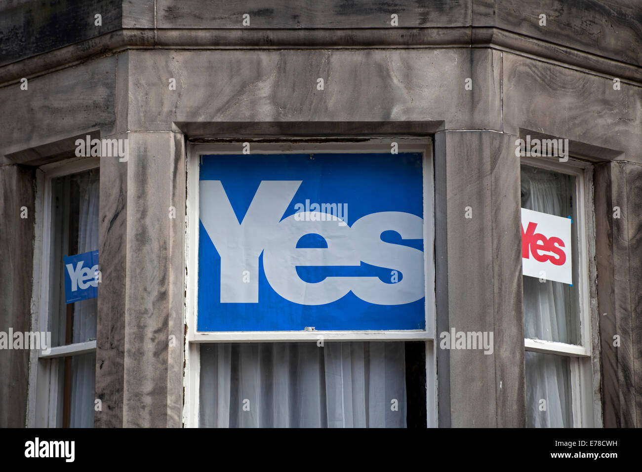 Posters on windows hi-res stock photography and images - Alamy