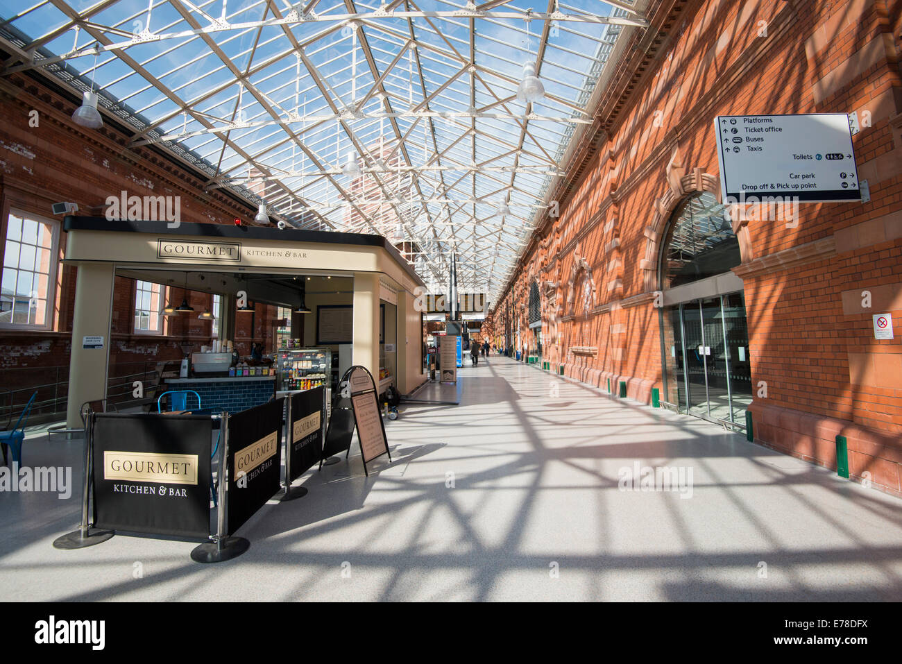 Nottingham Train Station High Resolution Stock Photography and Images ...
