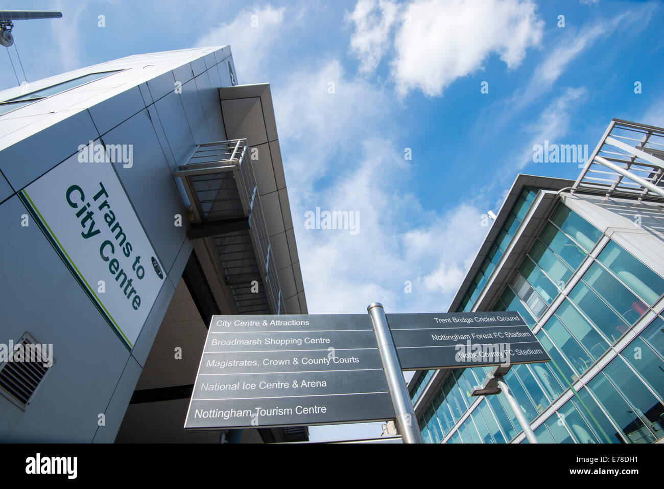 Nottingham railway station tram stop hi-res stock photography and ...