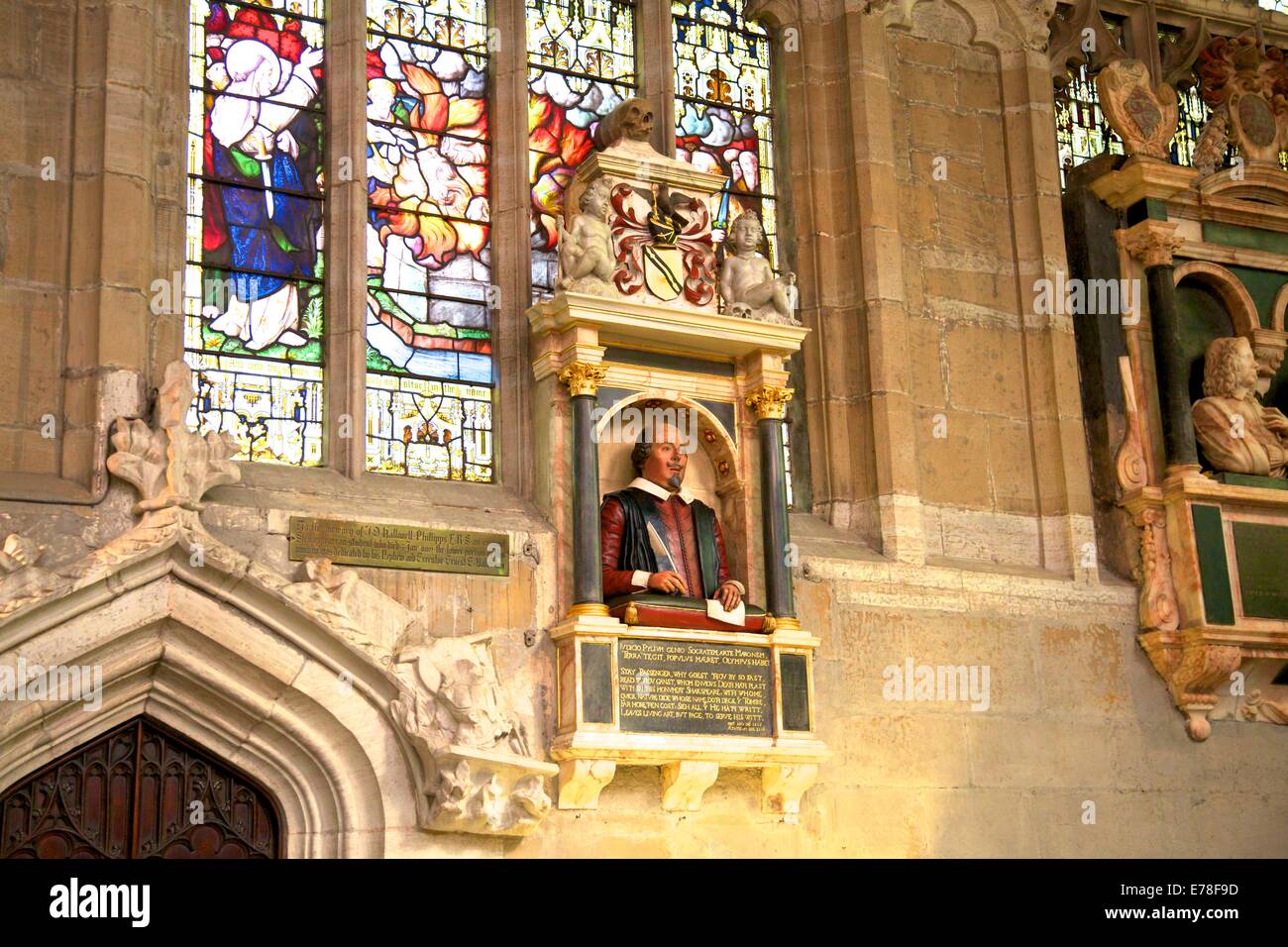 Shakespeare's funerary monument hi-res stock photography and images - Alamy