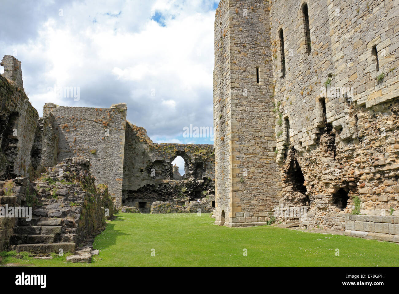 Middleham Castle, Yorkshire, England, UK Stock Photo - Alamy