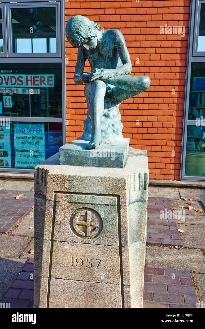 Replica Of The Statue Of Pinau The Boy With The Thorn Outside The ...