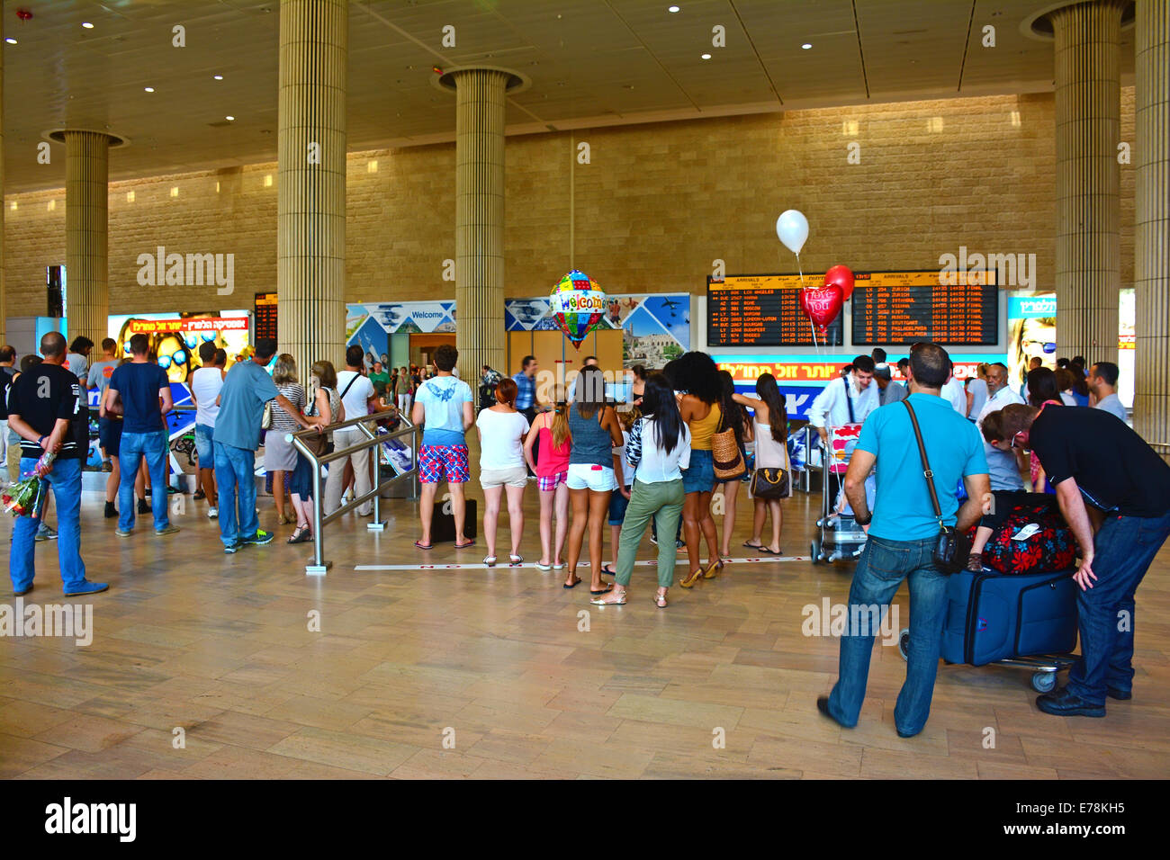 Airport reception hi-res stock photography and images - Alamy