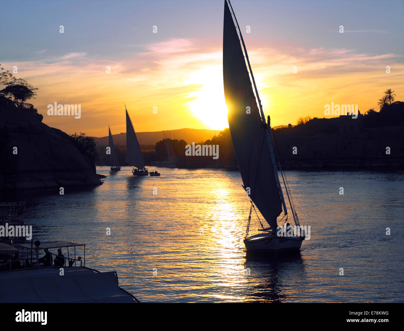Felucca nile sunset hi-res stock photography and images - Alamy