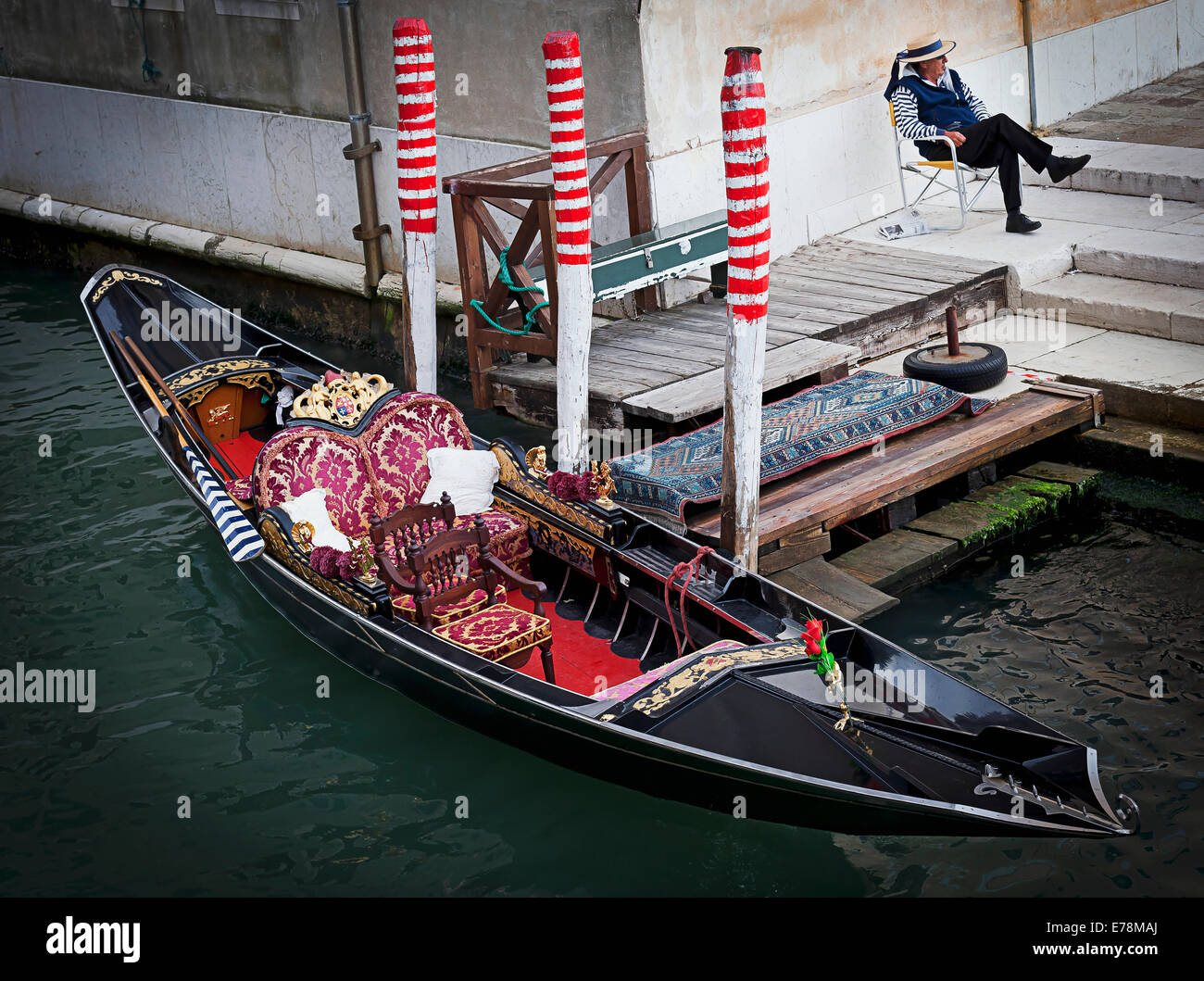 Gondolier Costume High Resolution Stock Photography and Images - Alamy