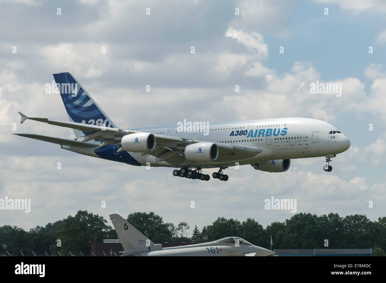 Airbus a380 flight test aircraft High Resolution Stock Photography and ...