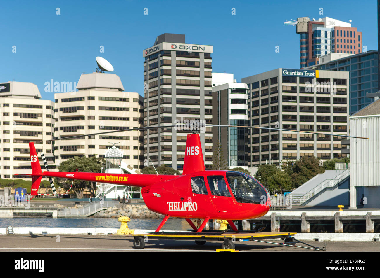 The queens helicopter flight hi-res stock photography and images - Alamy