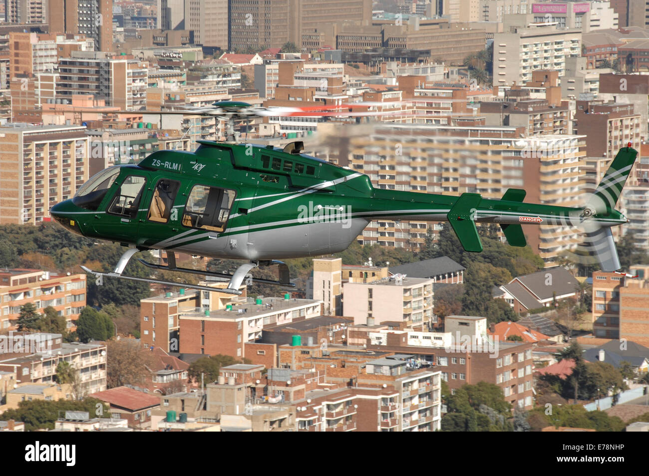 Bell 407 helicopter hi-res stock photography and images - Alamy