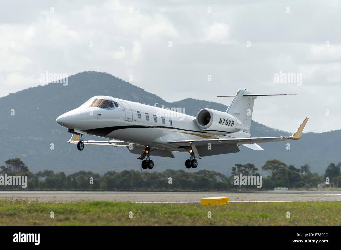 Bombardier Learjet High Resolution Stock Photography and Images - Alamy