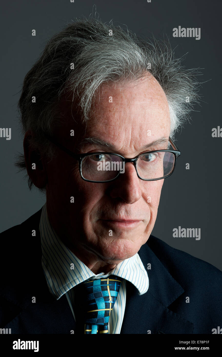 Andrew Barrow at the Oldie Literary Lunch 9-9-14 Stock Photo - Alamy