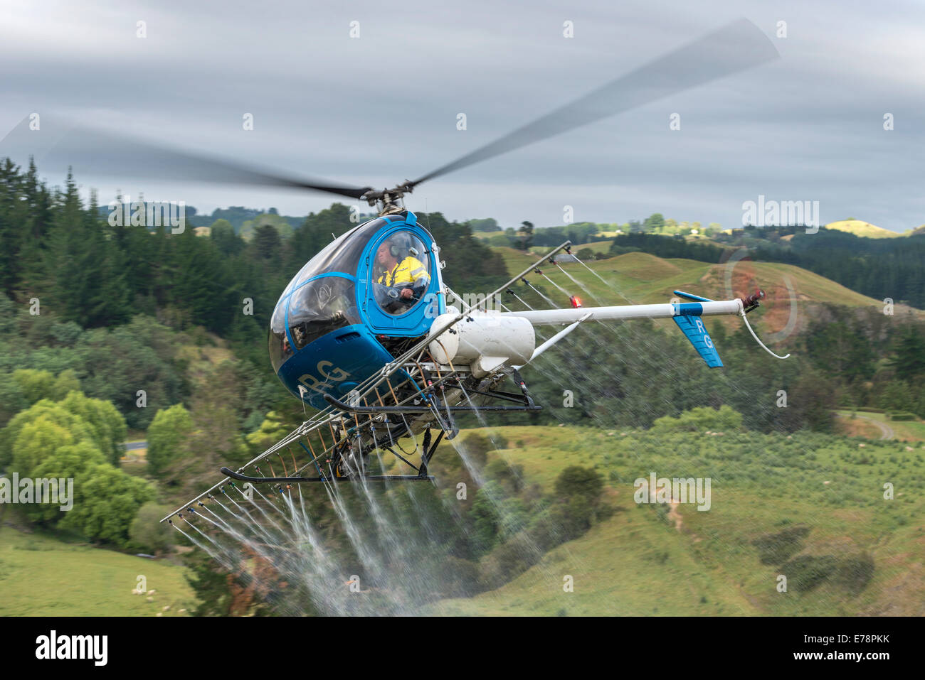 Aerial spraying hi-res stock photography and images - Alamy