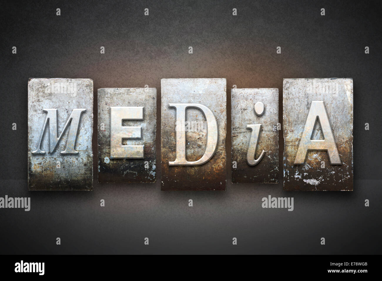The word MEDIA written in vintage letterpress type Stock Photo - Alamy