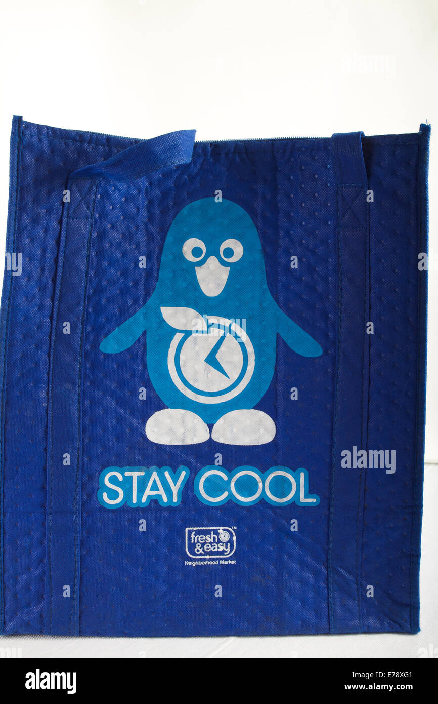 Fresh and easy stay cool shopping bag Stock Photo - Alamy