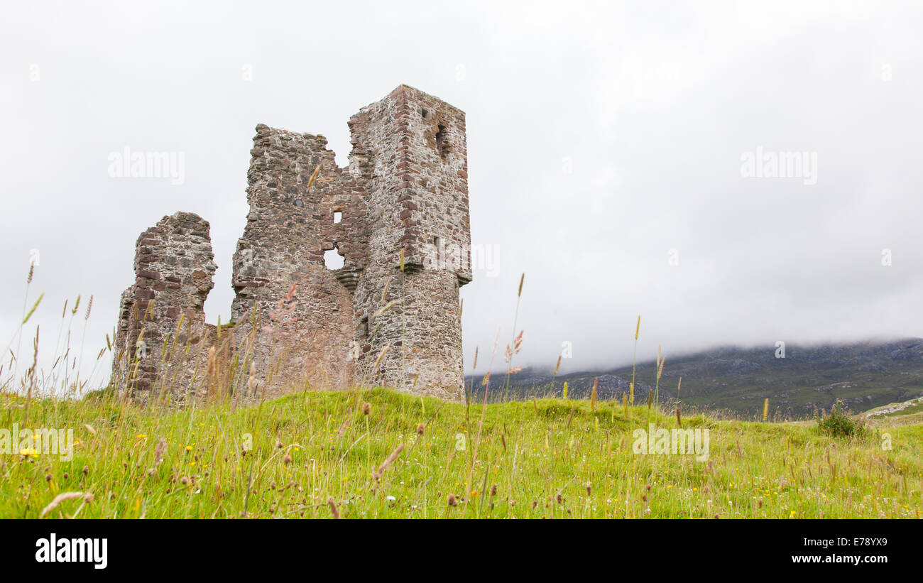 Ruins of an old castle in Scotland Stock Photo - Alamy