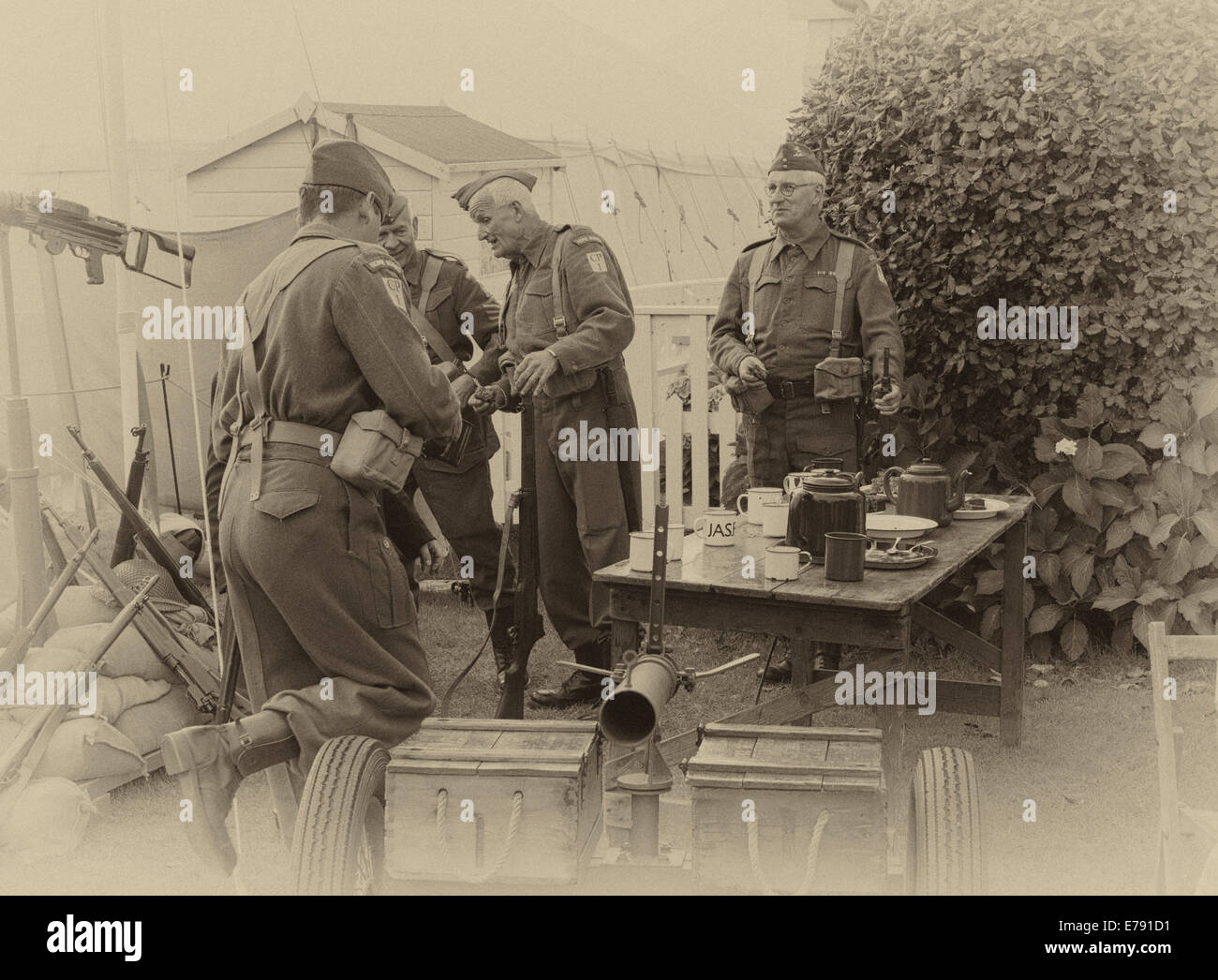 Home guard ww2 hi-res stock photography and images - Alamy