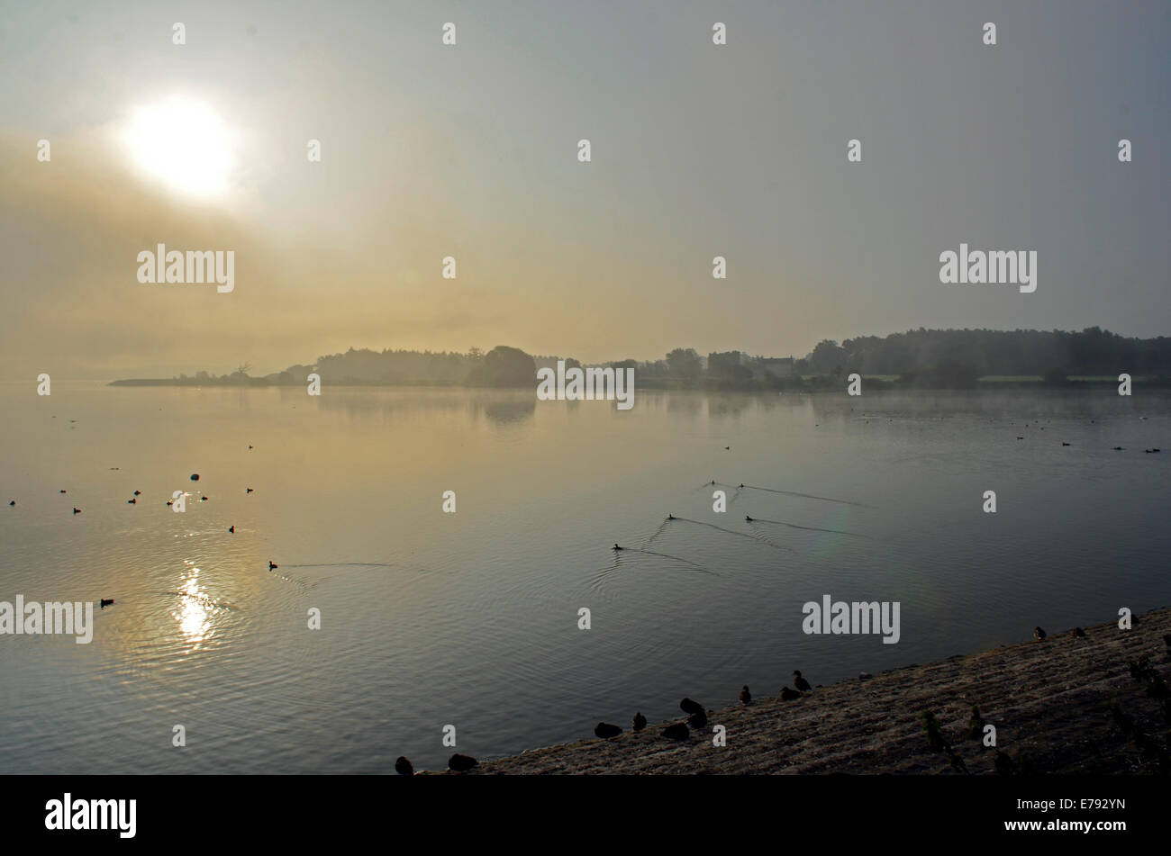 Chew Valley, Bristol, UK. 10th September, 2014. UK weather. Chew Valley ...