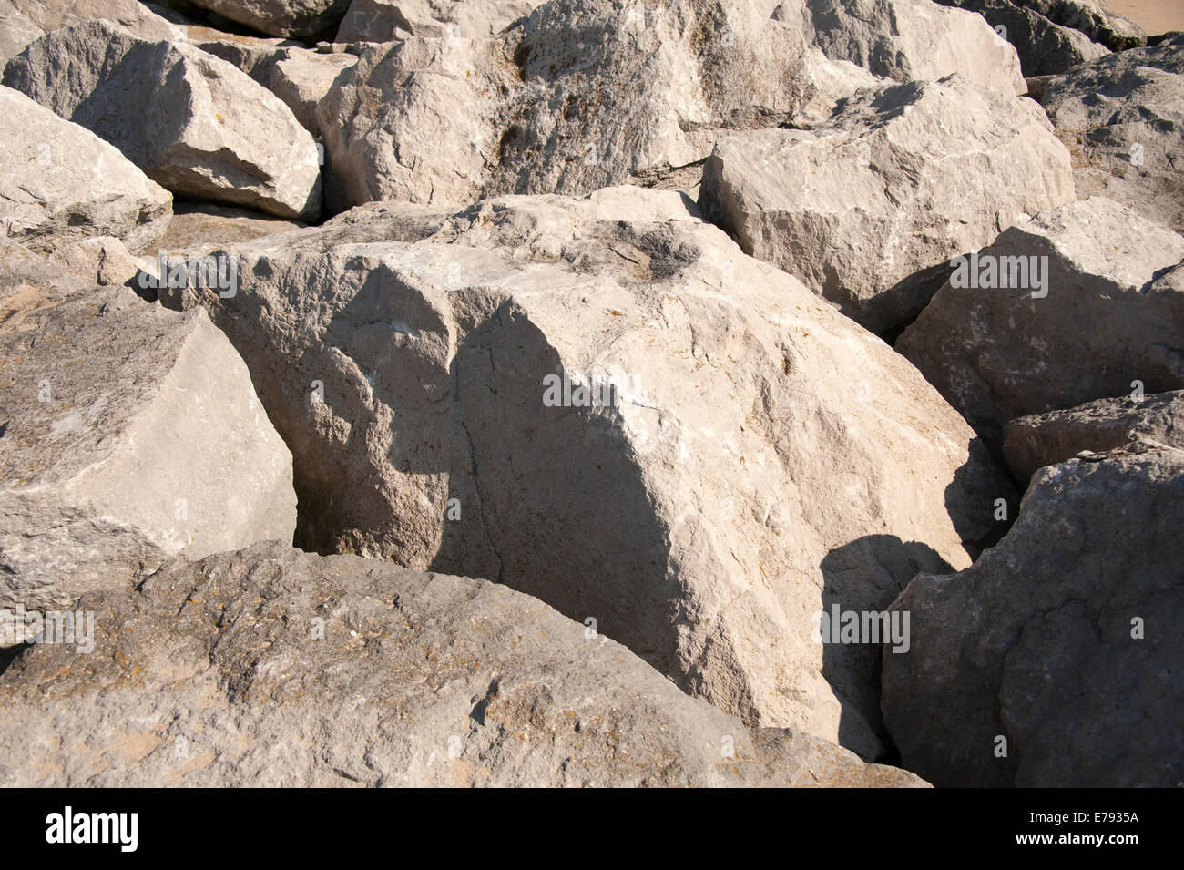 Large rocks hi-res stock photography and images - Alamy