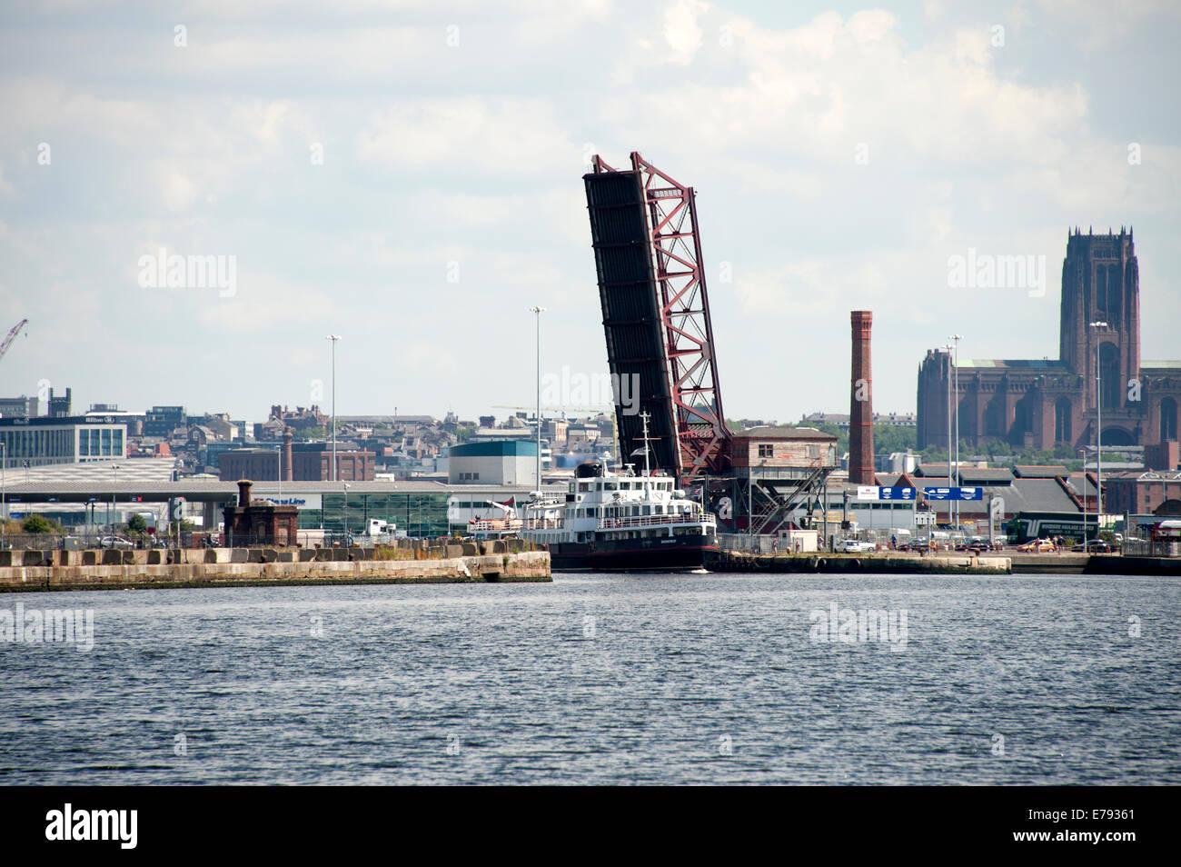 River Mersey Liverpool Ferry Boat Enter Dock Bridge Up Stock Photo - Alamy