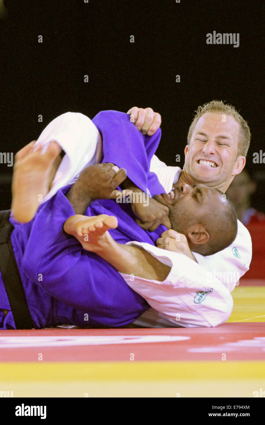 Ryan russell hi-res stock photography and images - Alamy