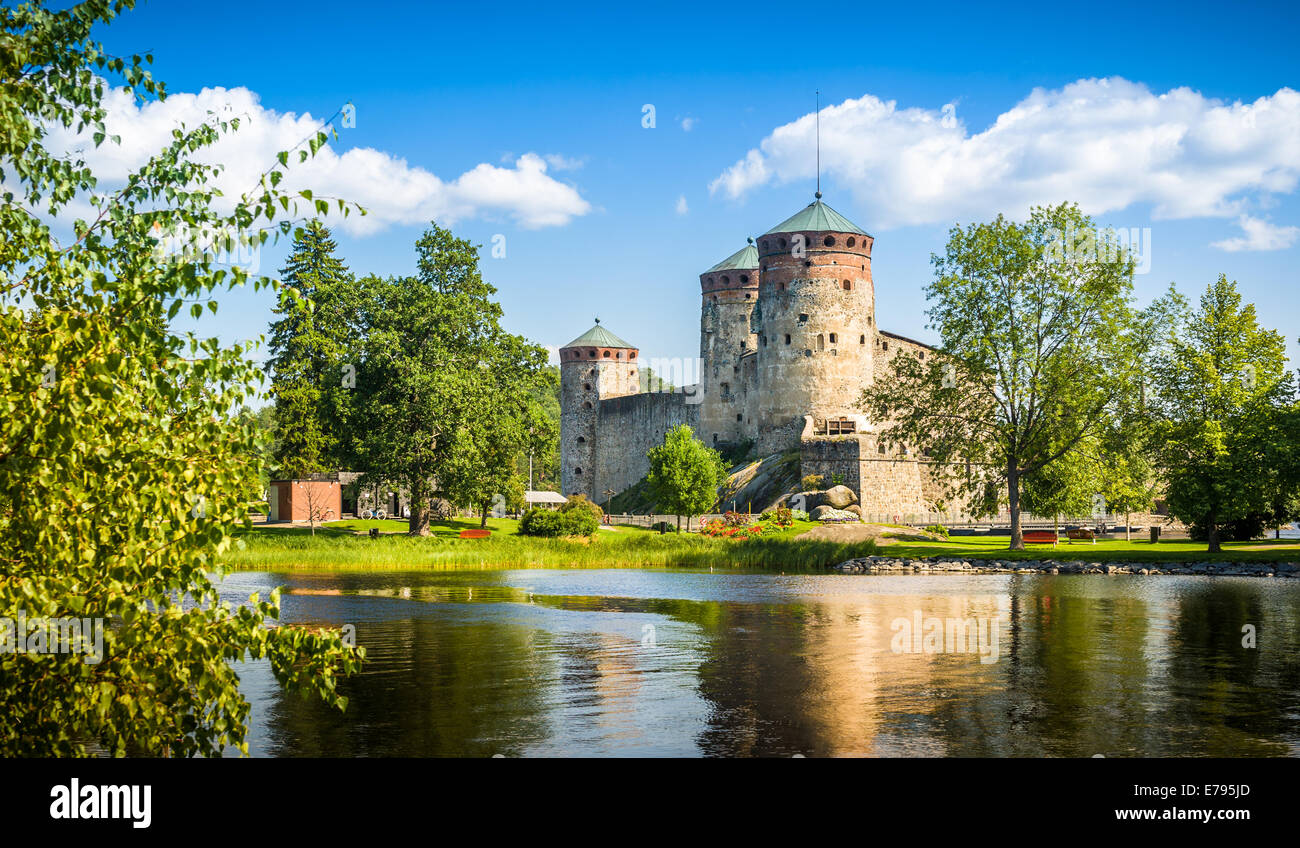 Olavinlinna castle water castle savonlinna hi-res stock photography and ...