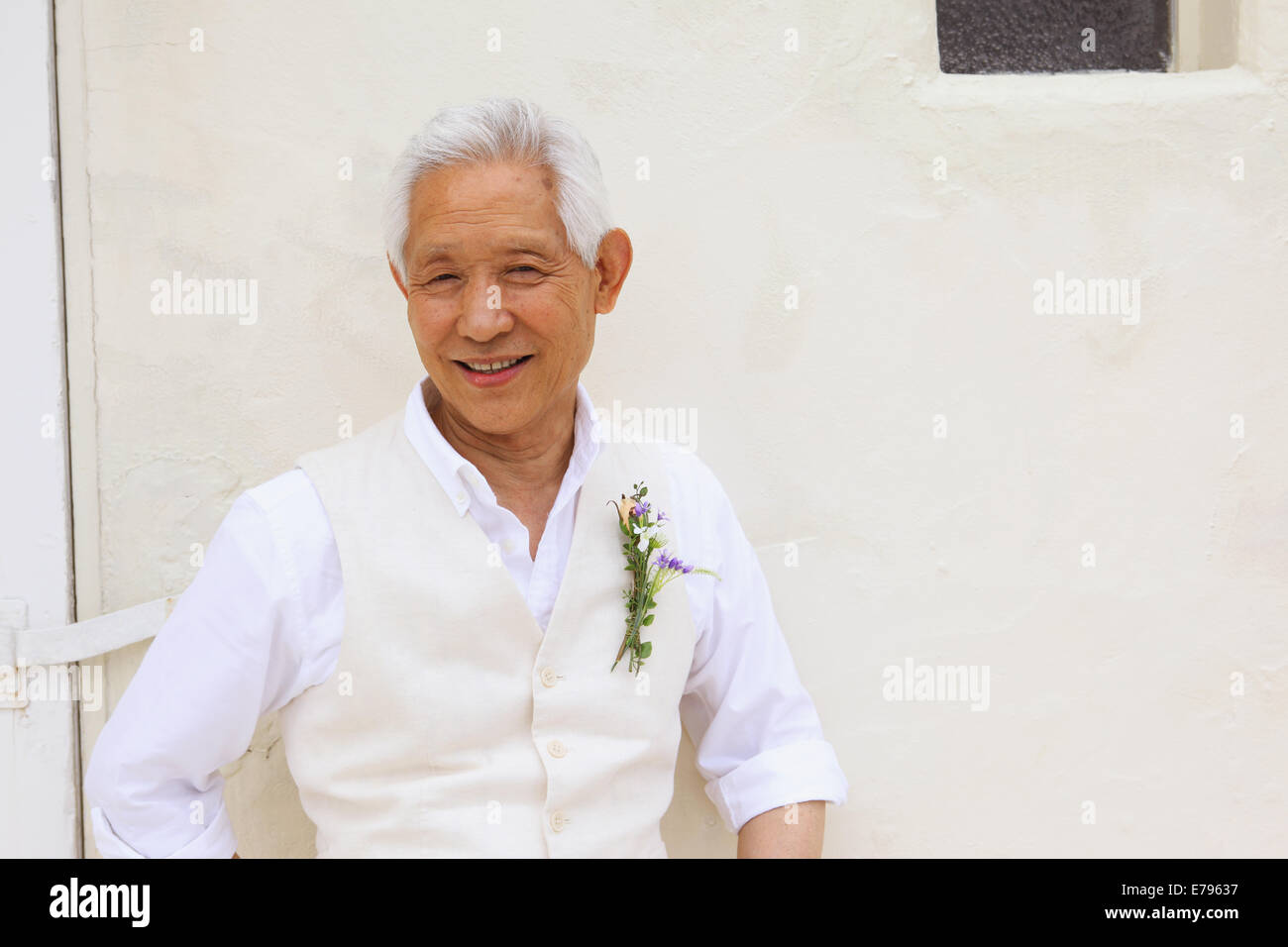 Senior adult Japanese man smiling Stock Photo - Alamy