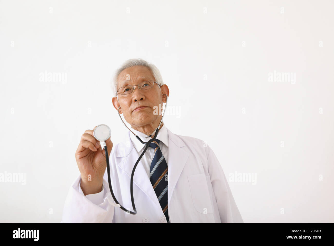 Japanese doctor hi-res stock photography and images - Alamy