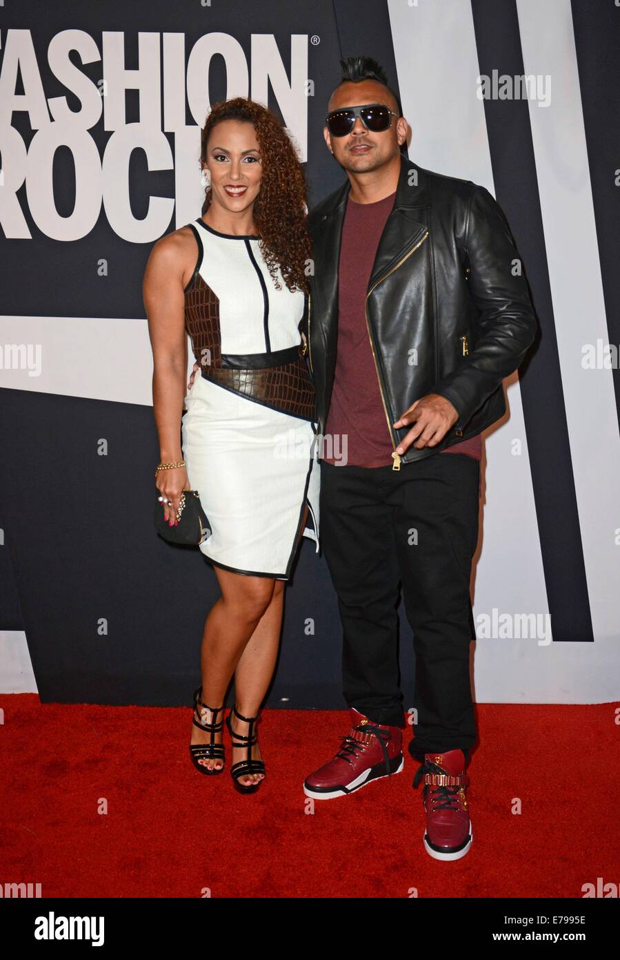 Sean rocks hi-res stock photography and images - Alamy