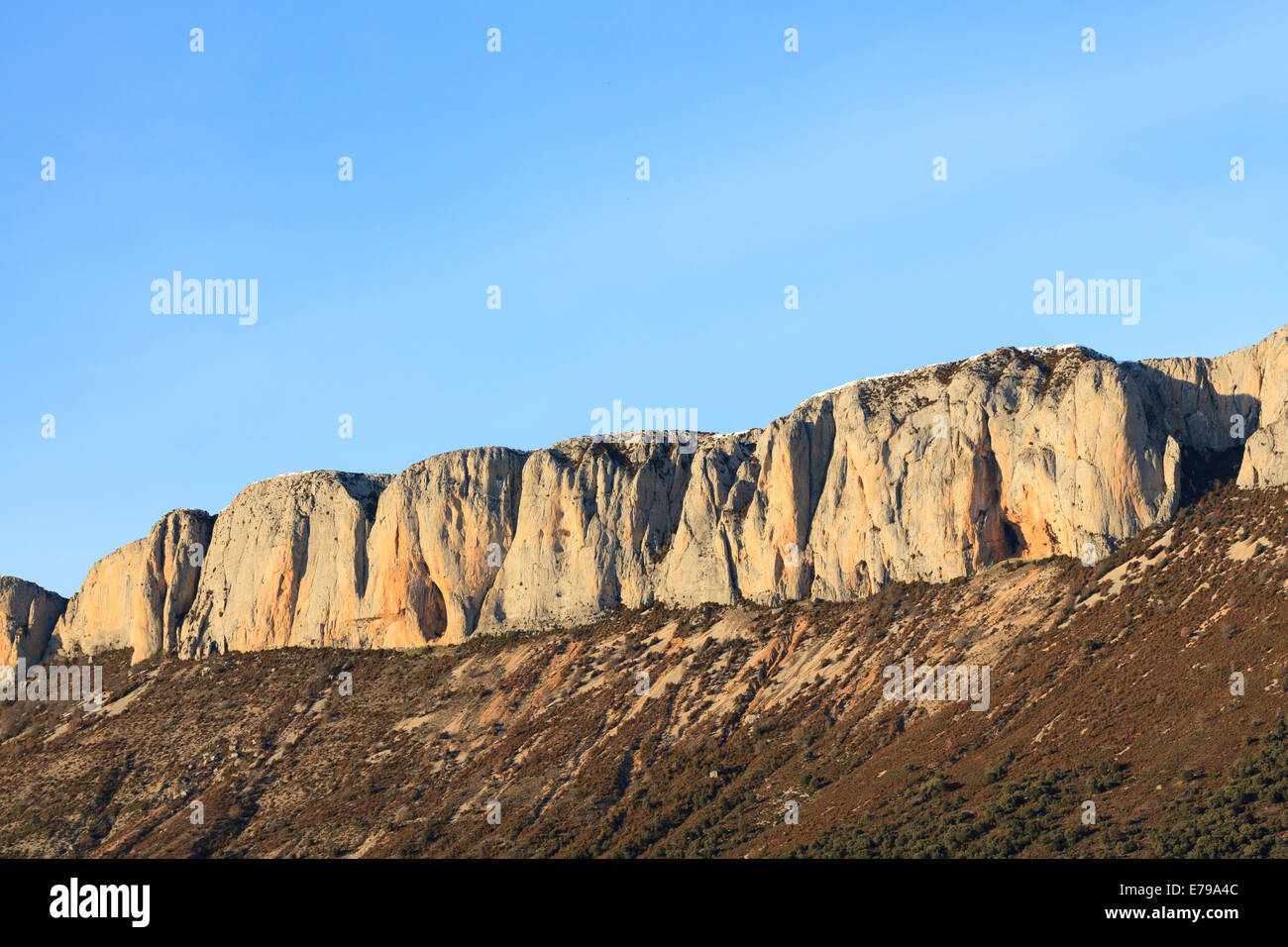 Pre pyrenees hi-res stock photography and images - Alamy