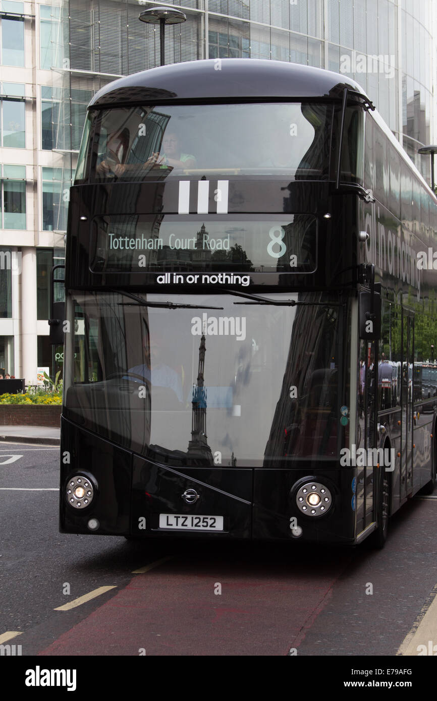 Black No 8 London bus Stock Photo - Alamy