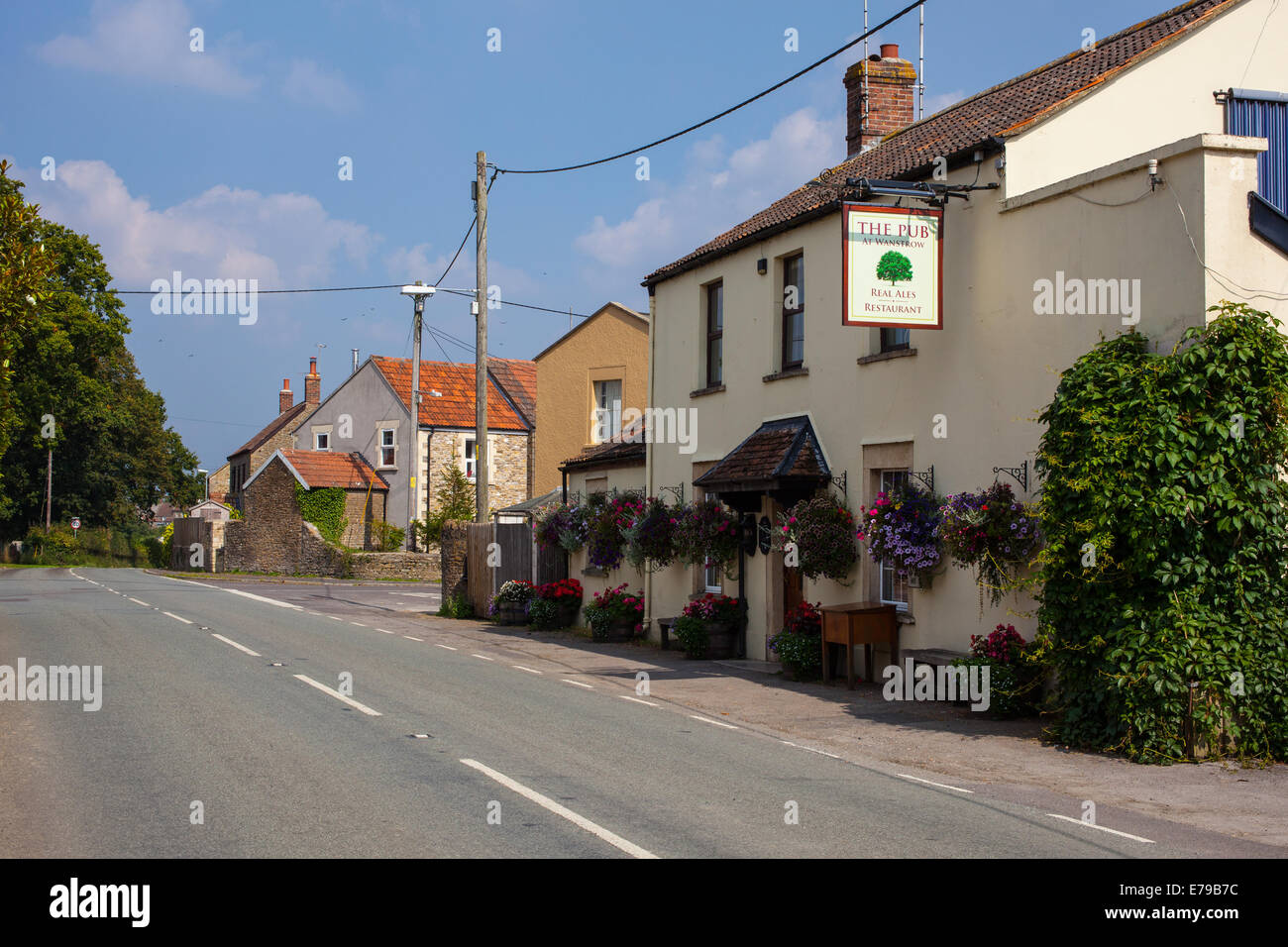 Village pub Wanstrow Stock Photo - Alamy