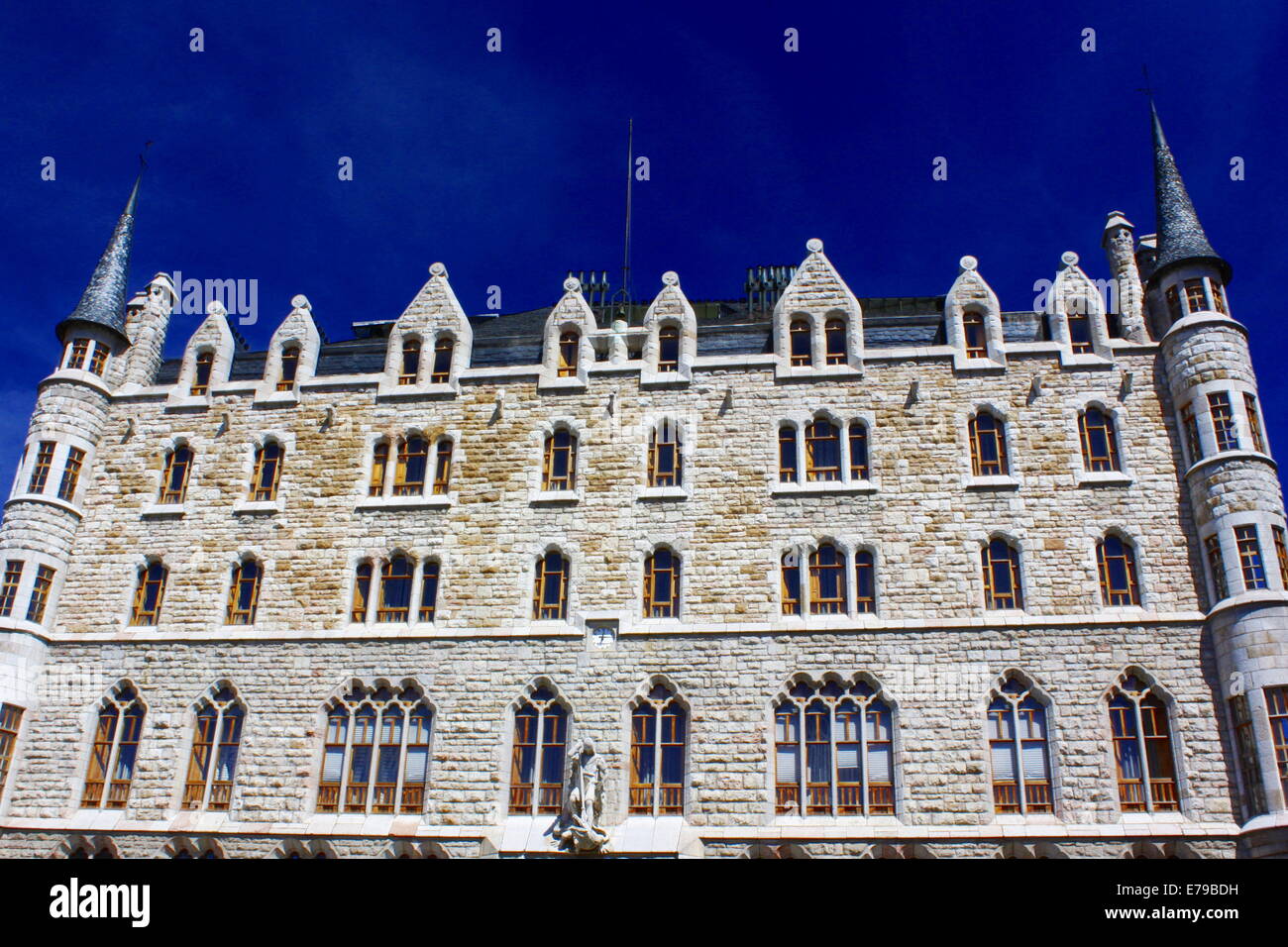 Leon street hi-res stock photography and images - Alamy