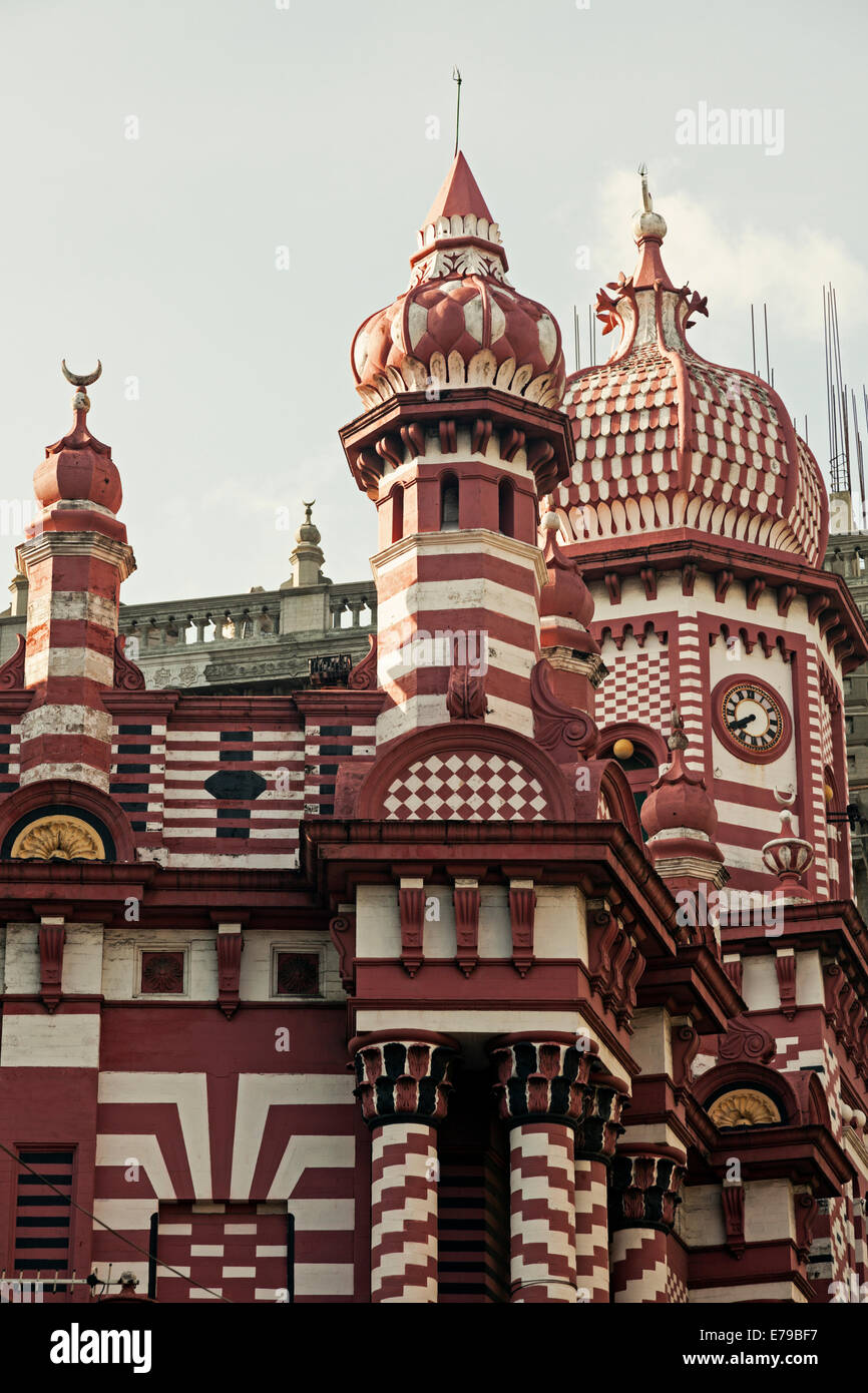 The Jami Ul Alfar Mosque in Colombo, Sri Lanka Stock Photo - Alamy