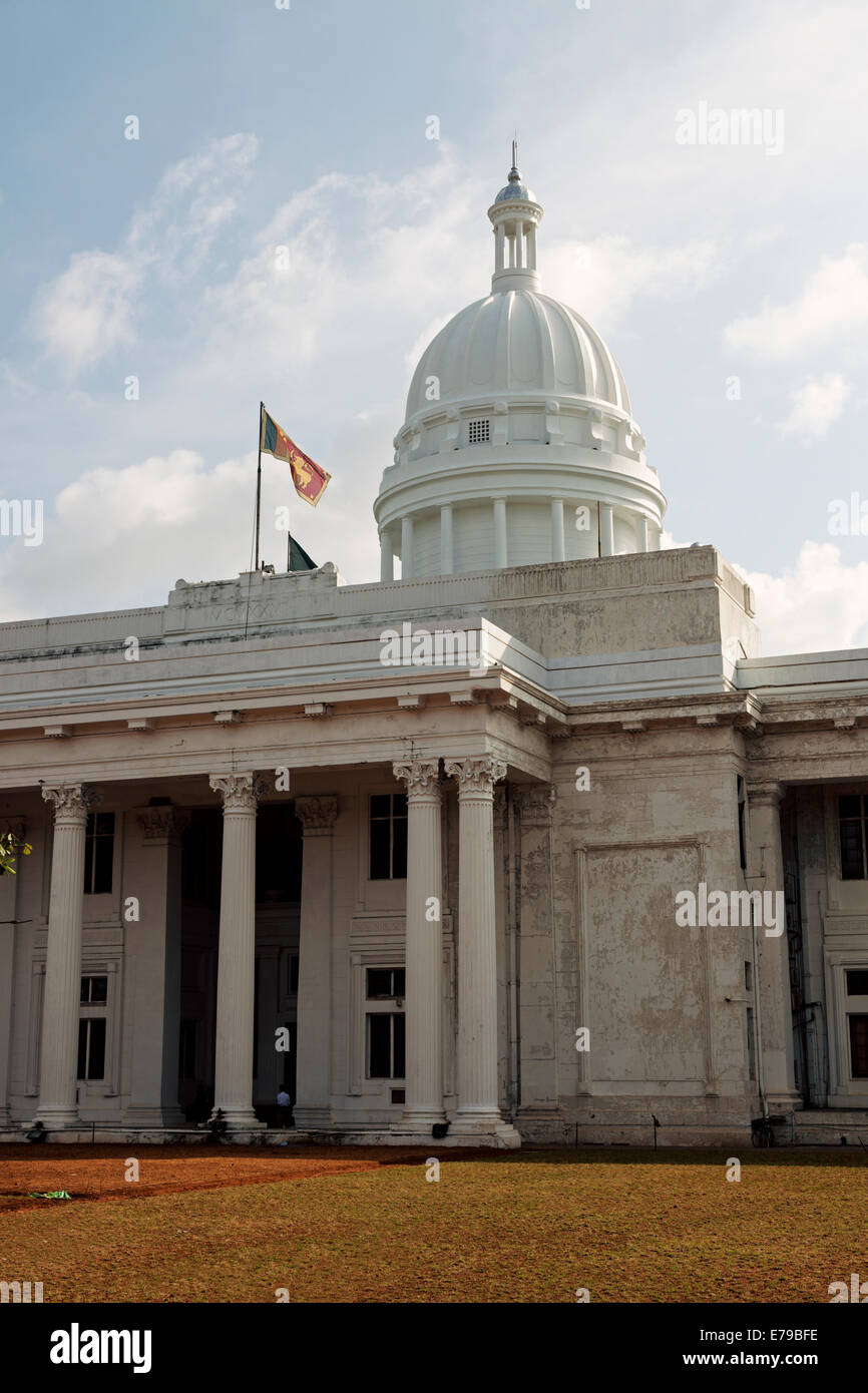 Downtown colombo sri lanka hi-res stock photography and images - Alamy