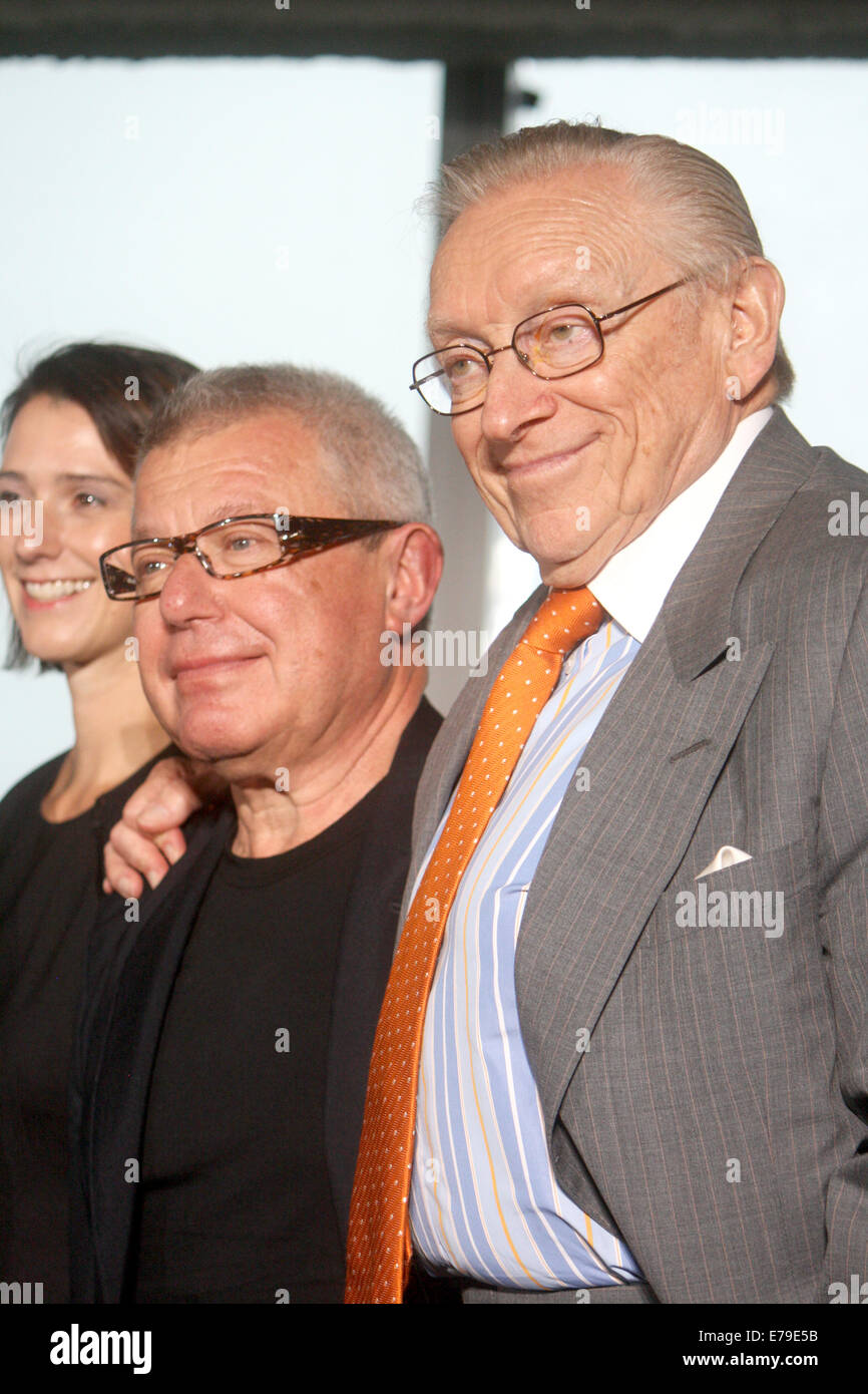 New York, USA. 09th Sep, 2014. Architect Daniel Libeskind (C), Jessica ...